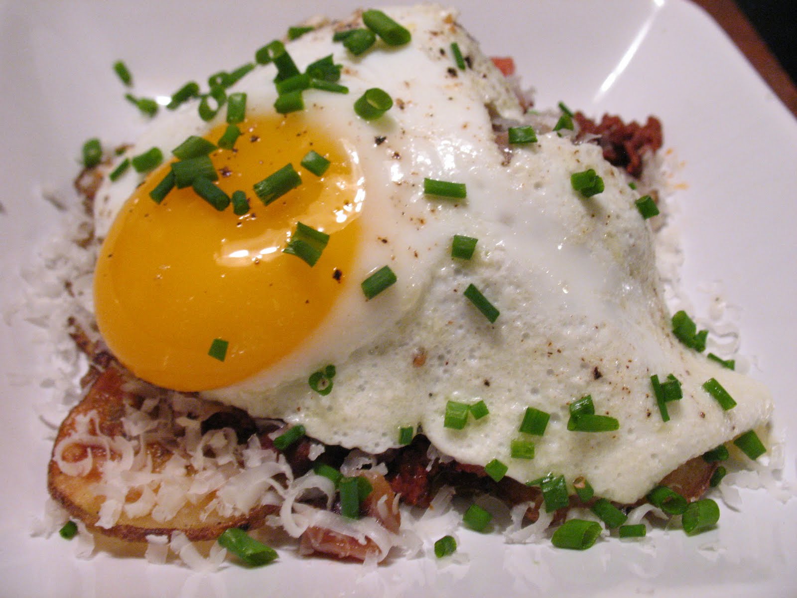 SOUNDING MY BARBARIC GULP!: Chorizo & Black Bean Slinger