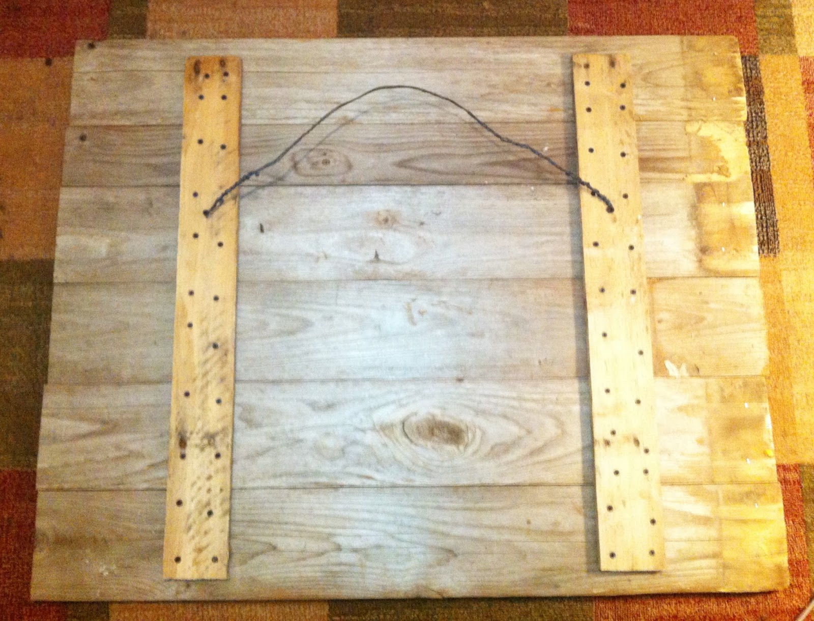 Unique Chic And Rustics: My Upcycled And Repurposed Life: DIY Pallet Sign