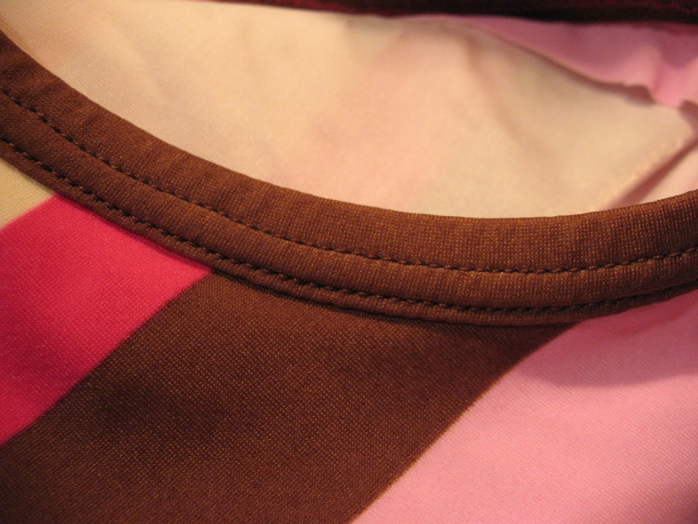 Creative Chicks: Contrasting Binding on Swimsuits Tutorial