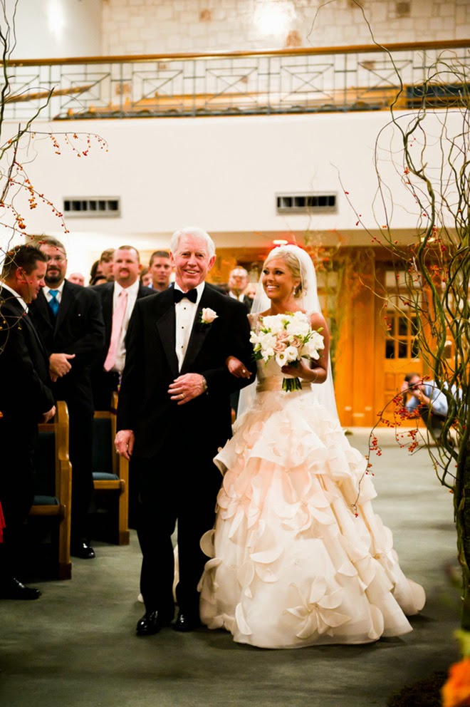 Classic + Colorful San Antonio Wedding - Belle The Magazine