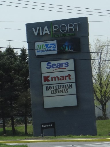 Walkabout With Wheels Blog: More Change Comes to Viaport Rotterdam ...