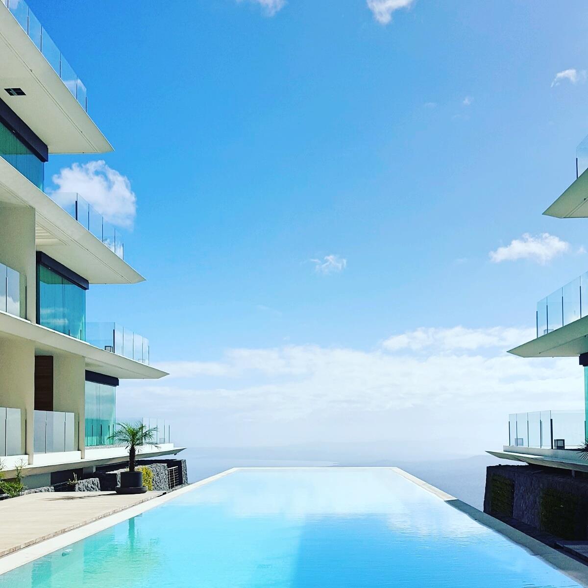 I am My Own Stylist: When In Tagaytay