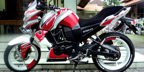 Modifikasi Yamaha Byson 2013 Touring - SPESIFIKASI SEPEDA MOTOR