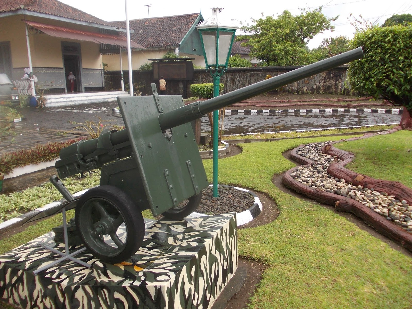 Djokjakarta 1945: Senjata-Senjata di Masa Perang Kemerdekaan