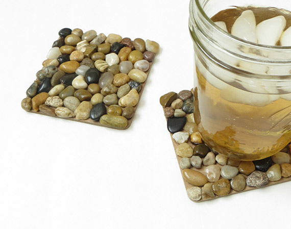 How to Make DIY River Rock Pebble Coasters | Creative Green Living
