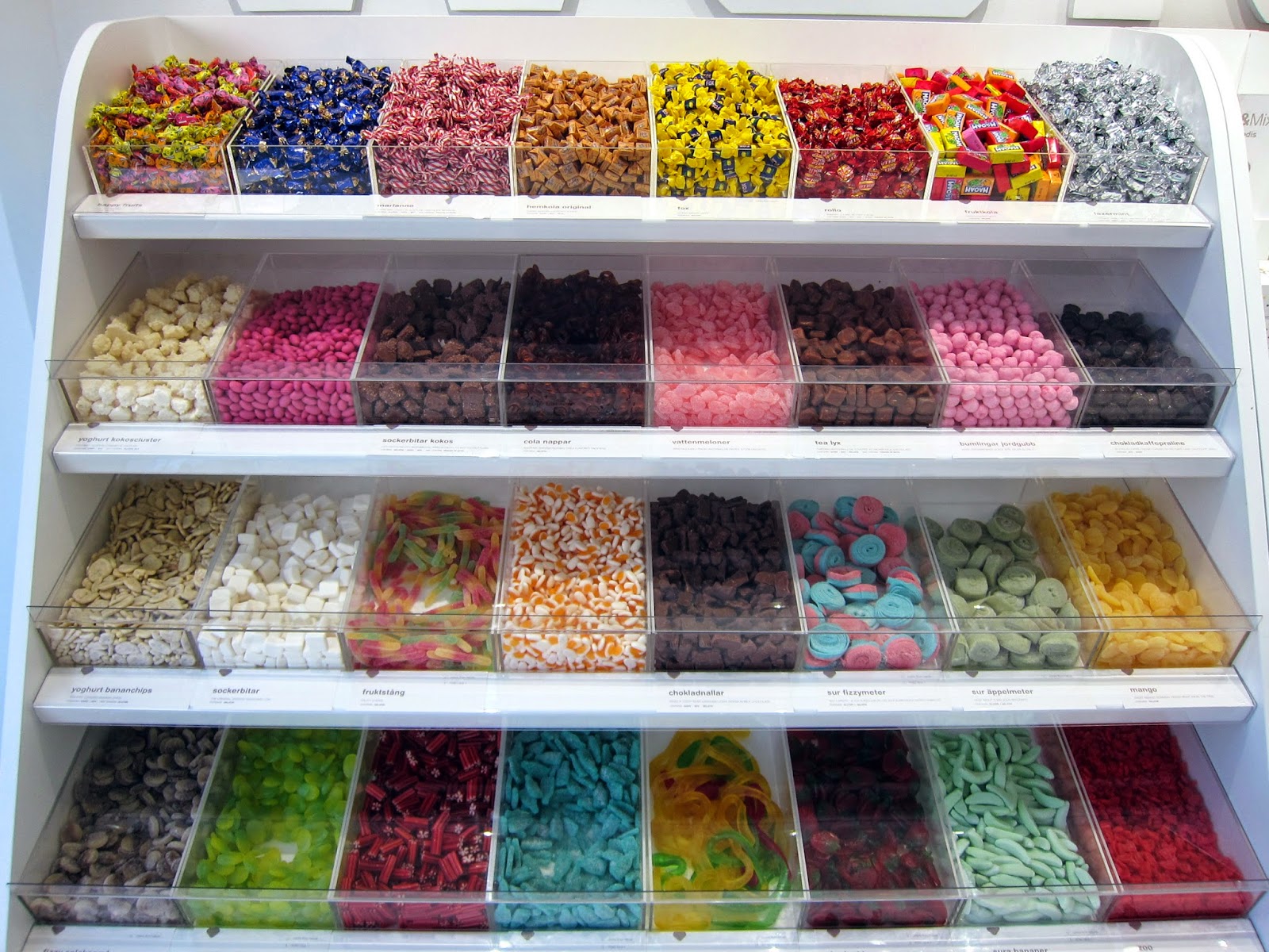 Doah's Hungry: Sockerbit Sweet & Swedish (Candy Shop)