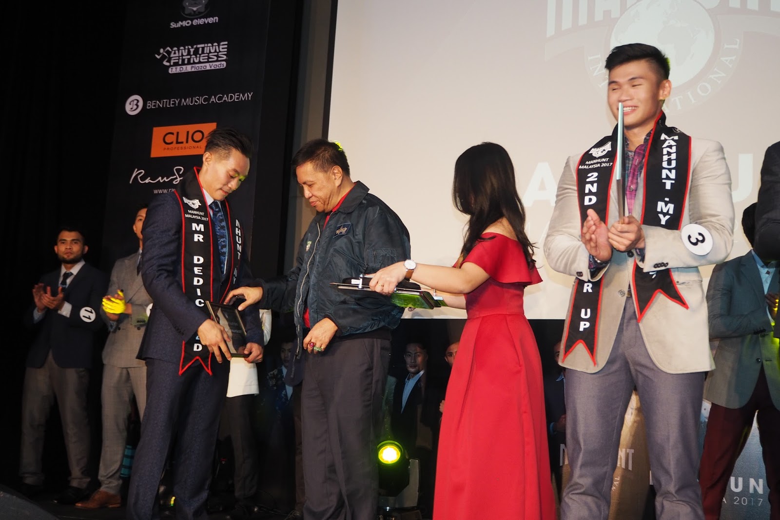 Kee Hua Chee Live!: PART 3---THE NEW MANHUNT MALAYSIA WINNER IS GAN KAI ...