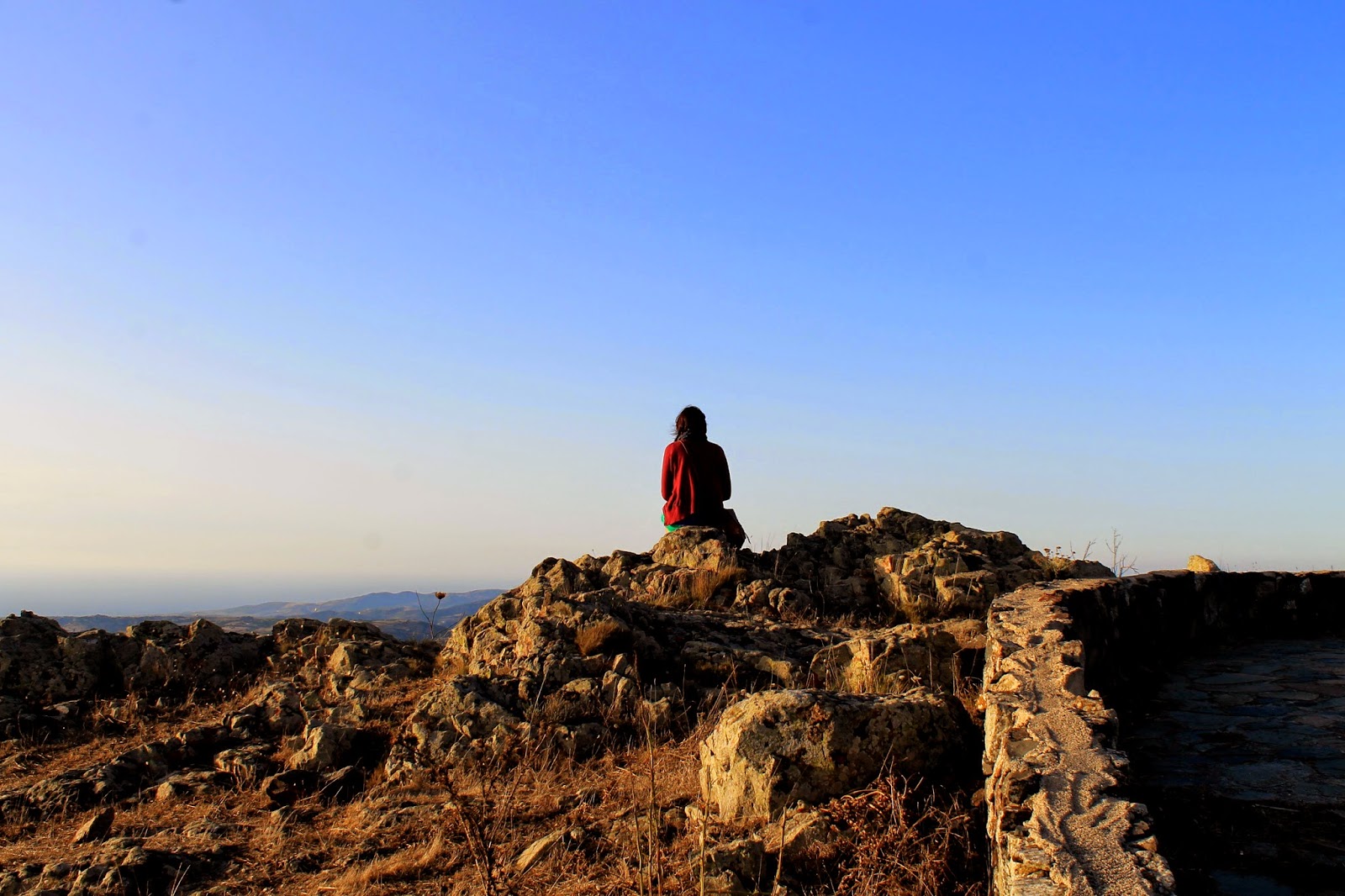 Osilo, monte Tuffudesu Osilo, Mount Tuffudesu - IL MONDO CAPOVOLTO