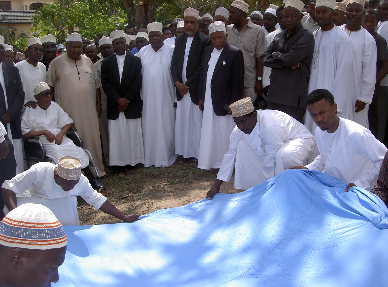 Rais Mstaafu ABOUD JUMBE | JamiiForums