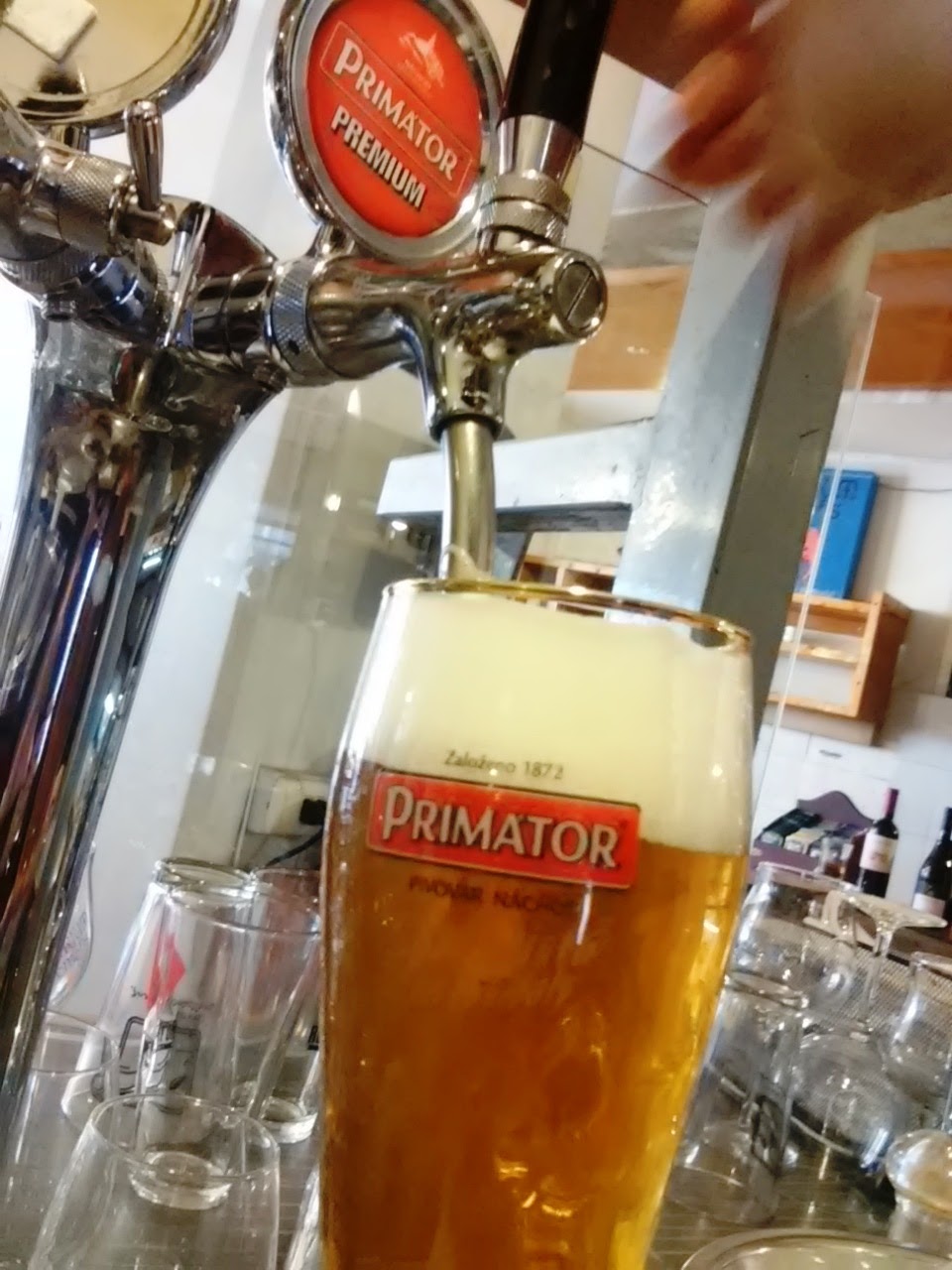 Primator: Cerveza Checa de 10.5%, 7.0%, 5.0% El único schop lager ...