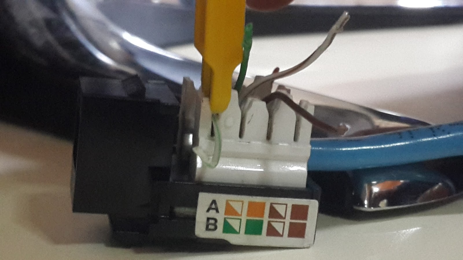 armado de ficha RJ45 HEMBRA