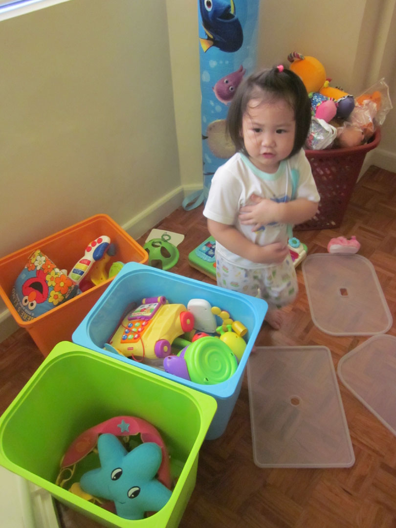 MrsMommyHolic: Miley's playtime routine