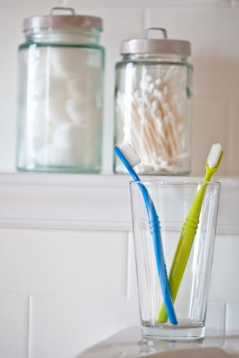 Southern Living: Preppy Style: Miss SLPS on Toothbrushing...