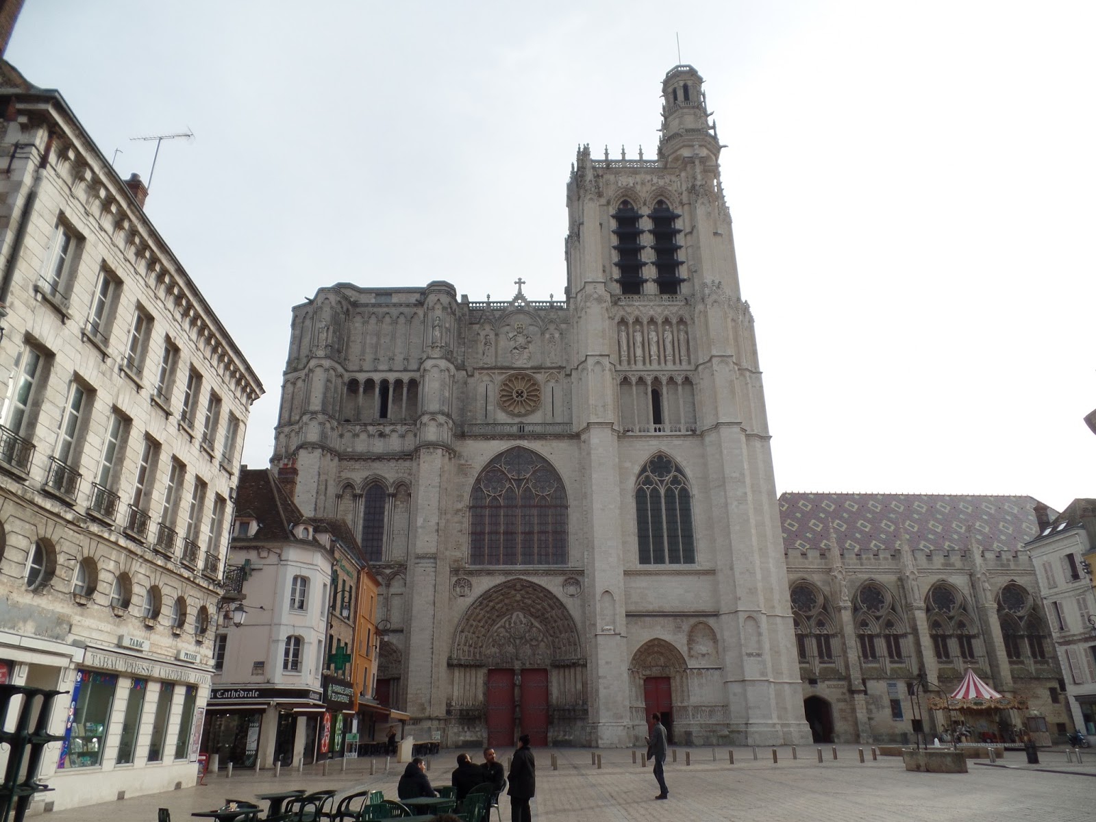 A corner of France: Sens cathedral