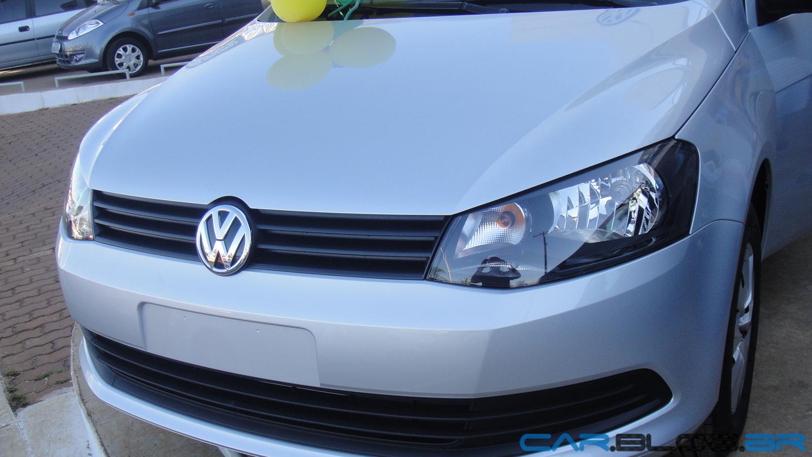 Voyage 2013 - básico 1.0 em Prata Sírius e Prata Egito