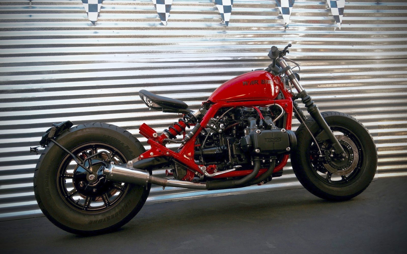 War Bird II - Inazuma café racer