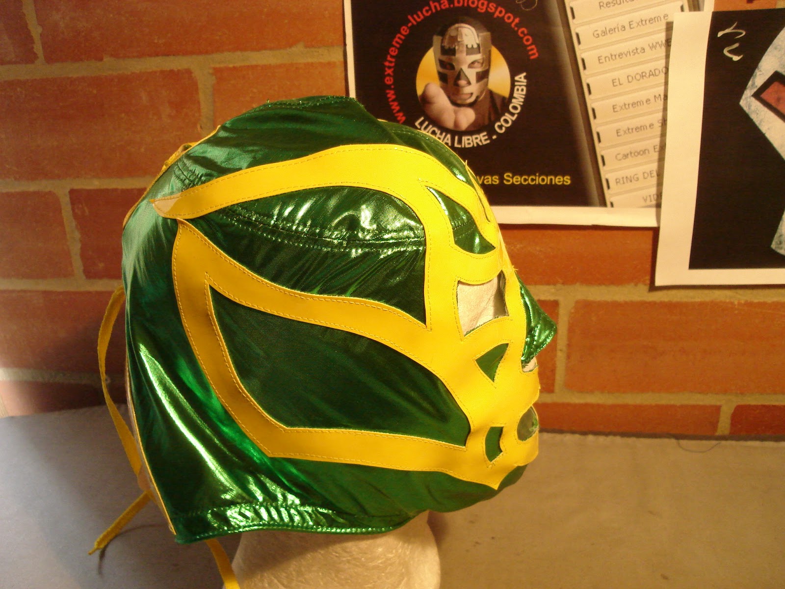 Máscara FISHMAN Fabricada por El Dorado & Xtreme Lucha Colombia ...