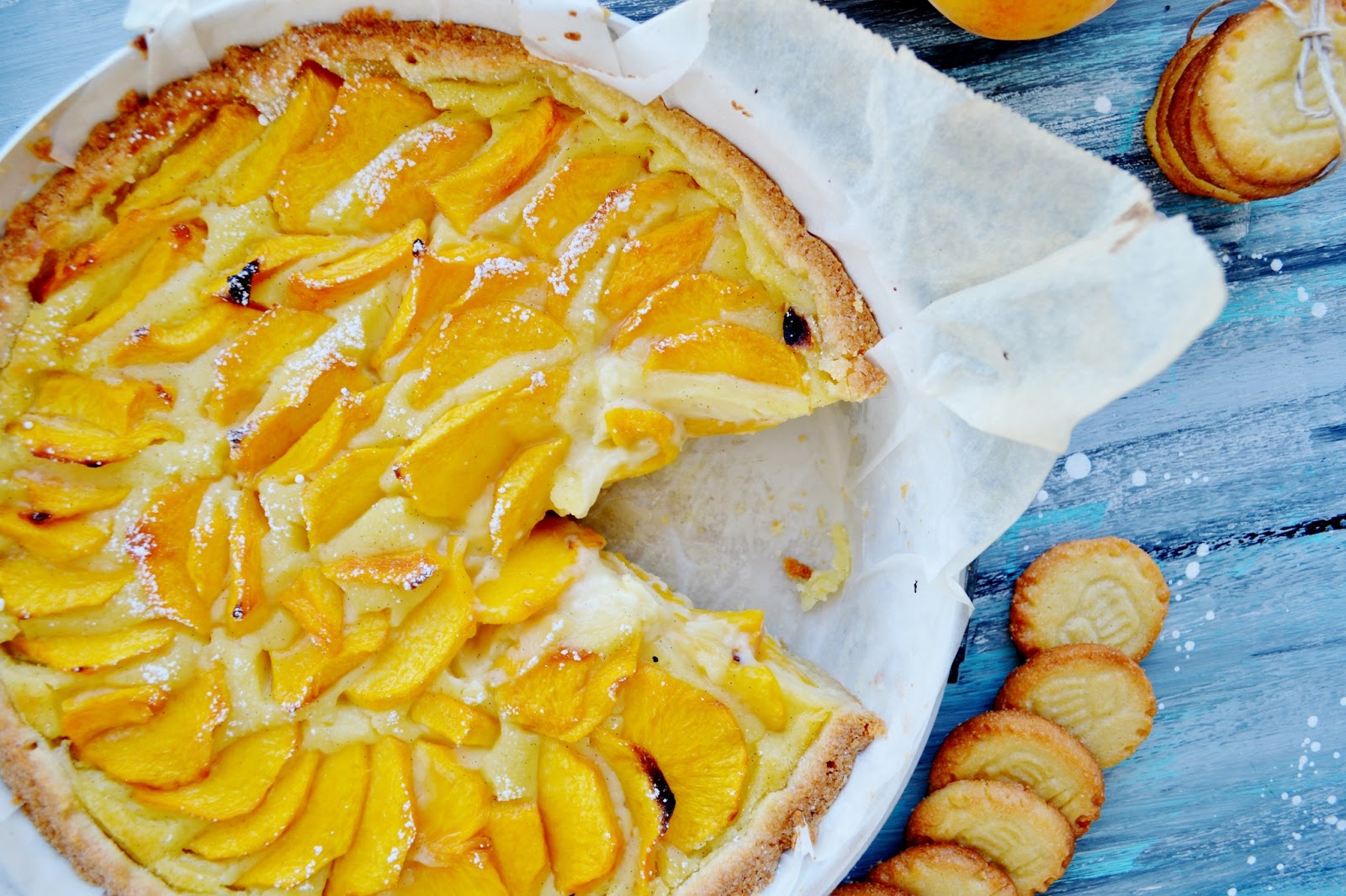 Crostata alle pesche "Percoche" con crema al latte fermentato e ...
