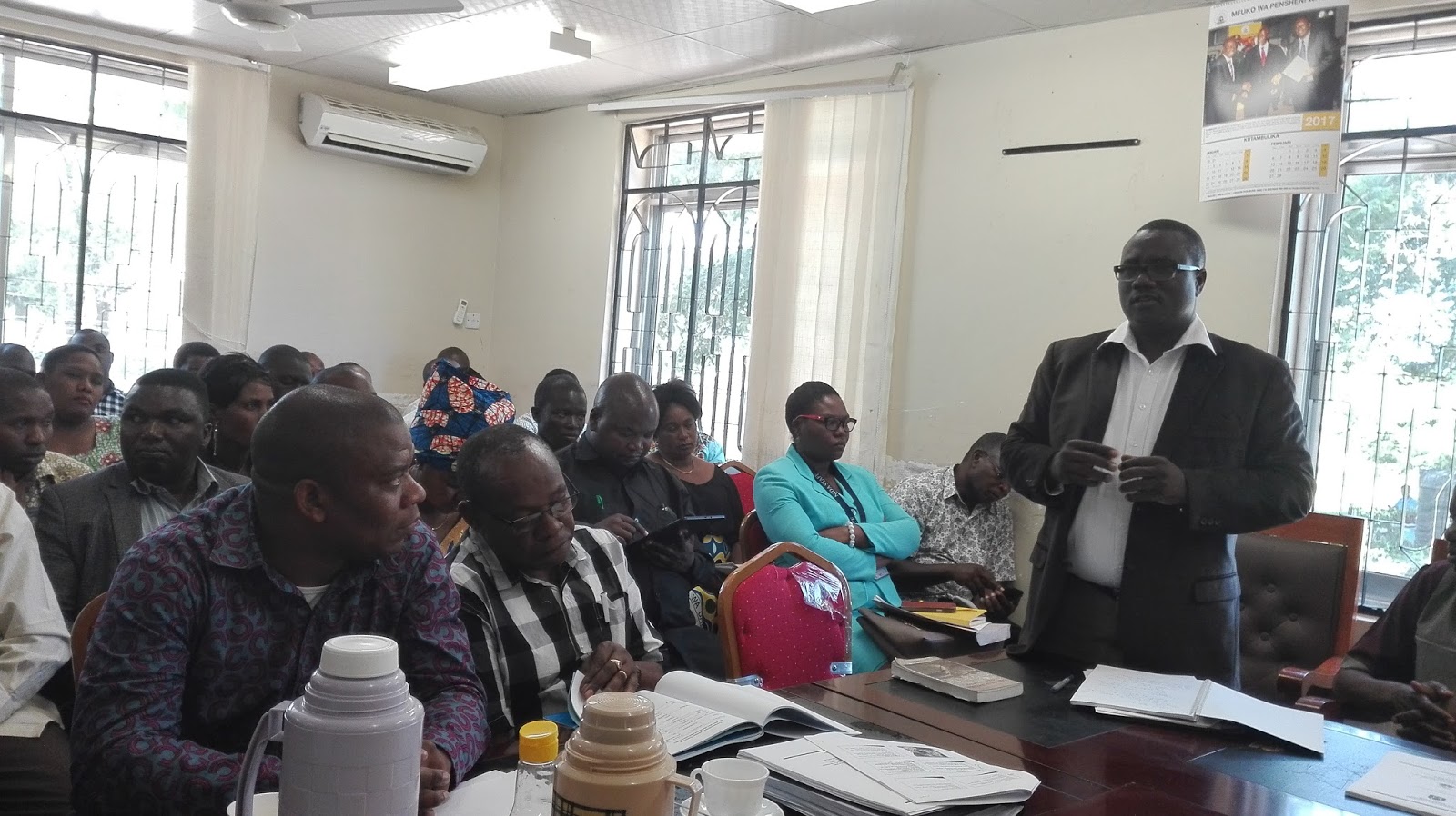 SIMIYU YAWEZA KUINGIA 10 BORA PAMBA DUNIANI ~ Blog rasmi ya Mkoa wa Simiyu