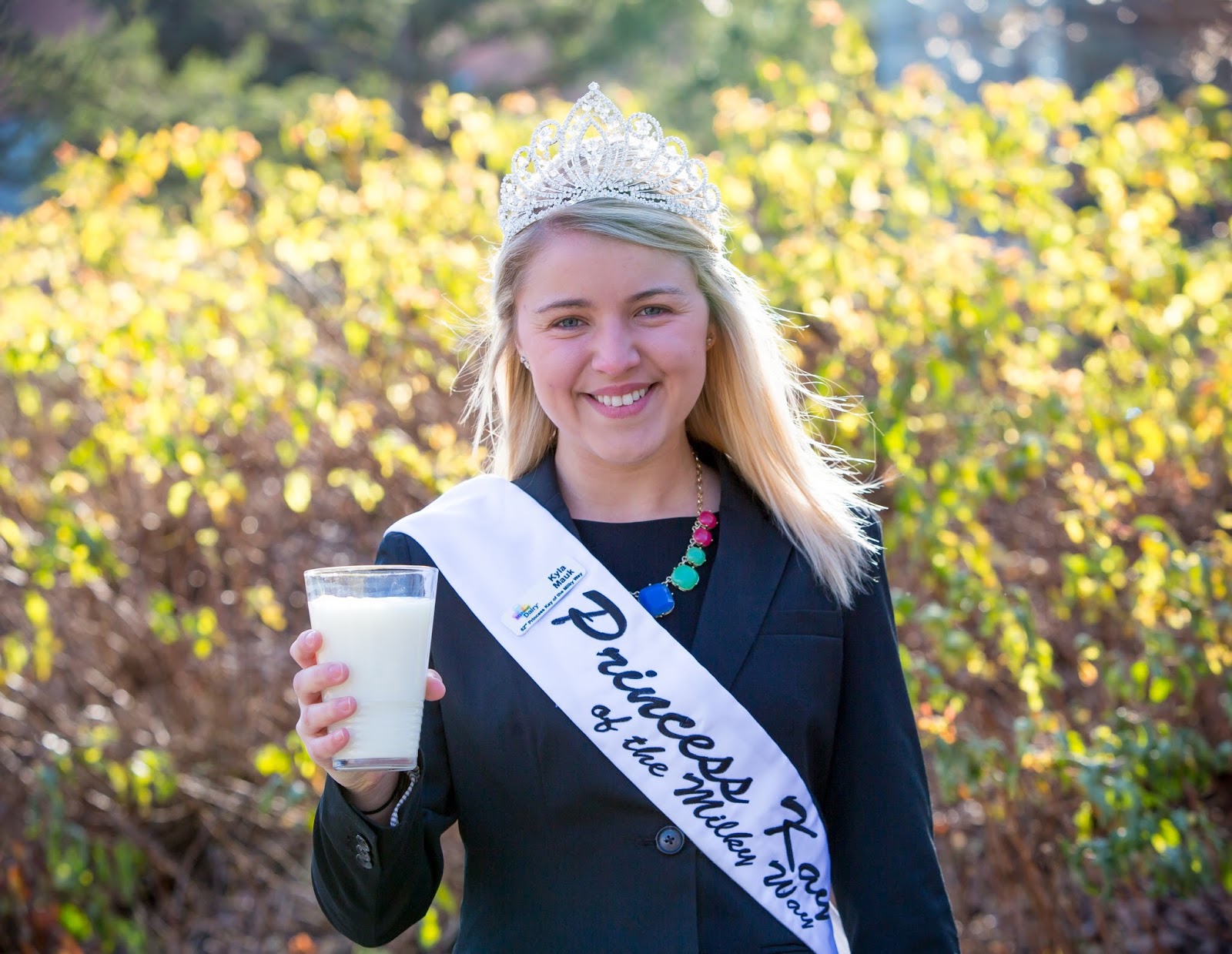 My Barnyard View : Princess Kay Hopefuls Meet to Learn