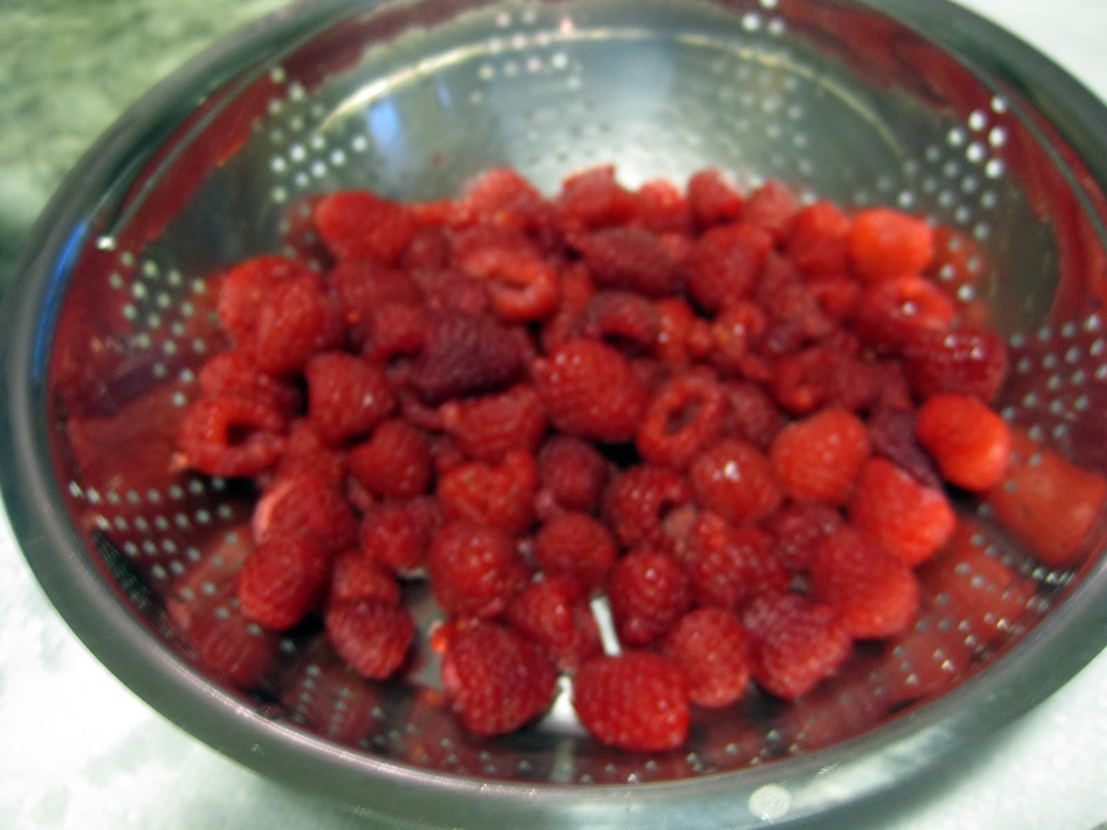 Commando Cook: Raspberry Cobbler Crisp made in a Breadmaker