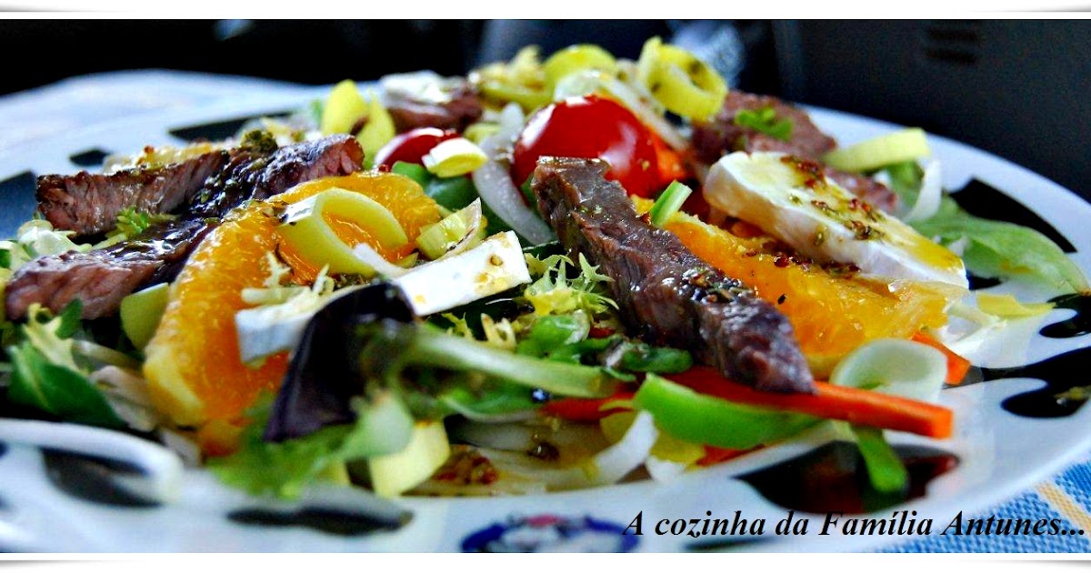 A cozinha da família Antunes: Salada verde com carne de vaca e queijo