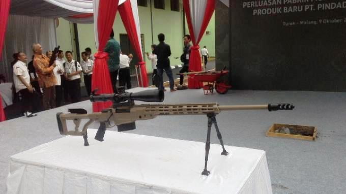 DEFENSE STUDIES: Pindad Luncurkan Senapan Runduk SPR4