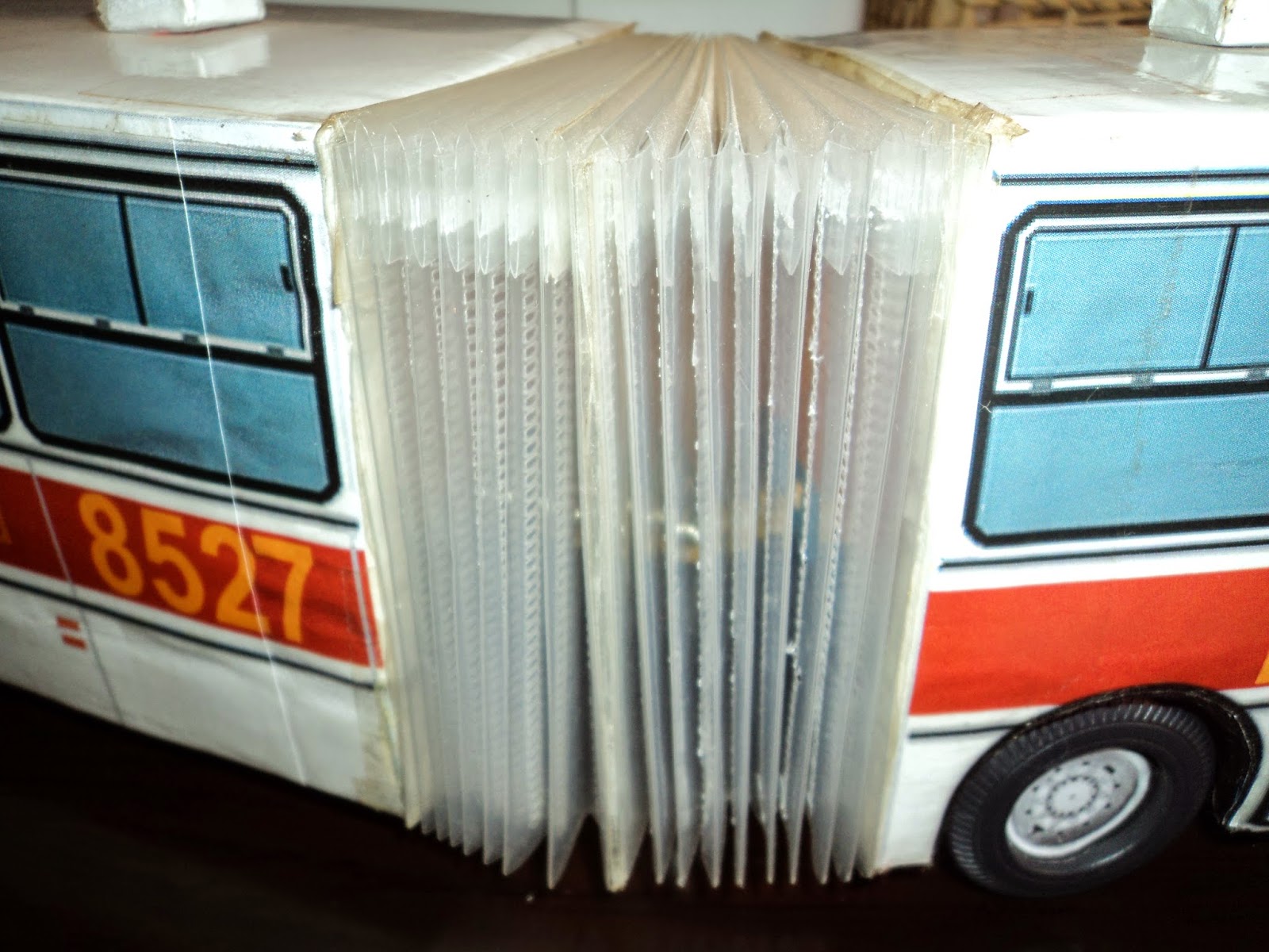 TMZ Miniaturas de Ônibus: Miniatura - Caio Vitória Articulado Volvo CMTC