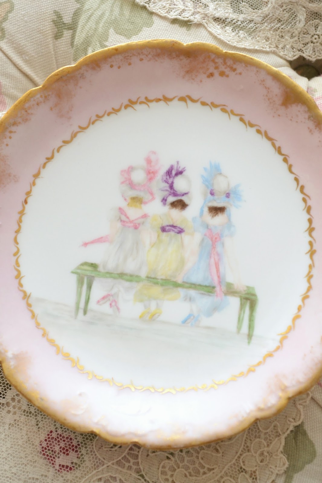 Jennelise: Porcelain, Pearls, and Pink