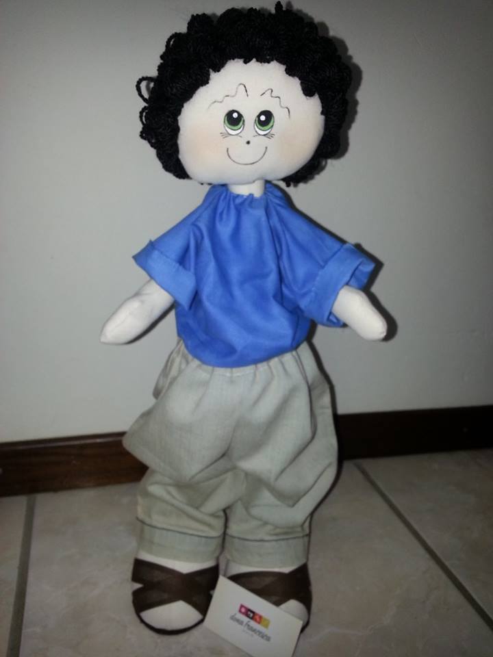 Dona Francesca Ateliê: Bonecos e Bonecas que ficam em pé!