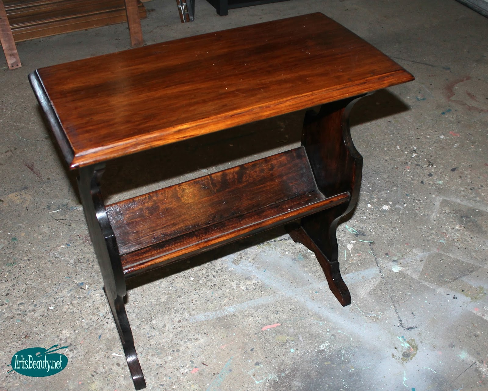 ART IS BEAUTY: French Magazine Table Makeover Themed Furniture Project