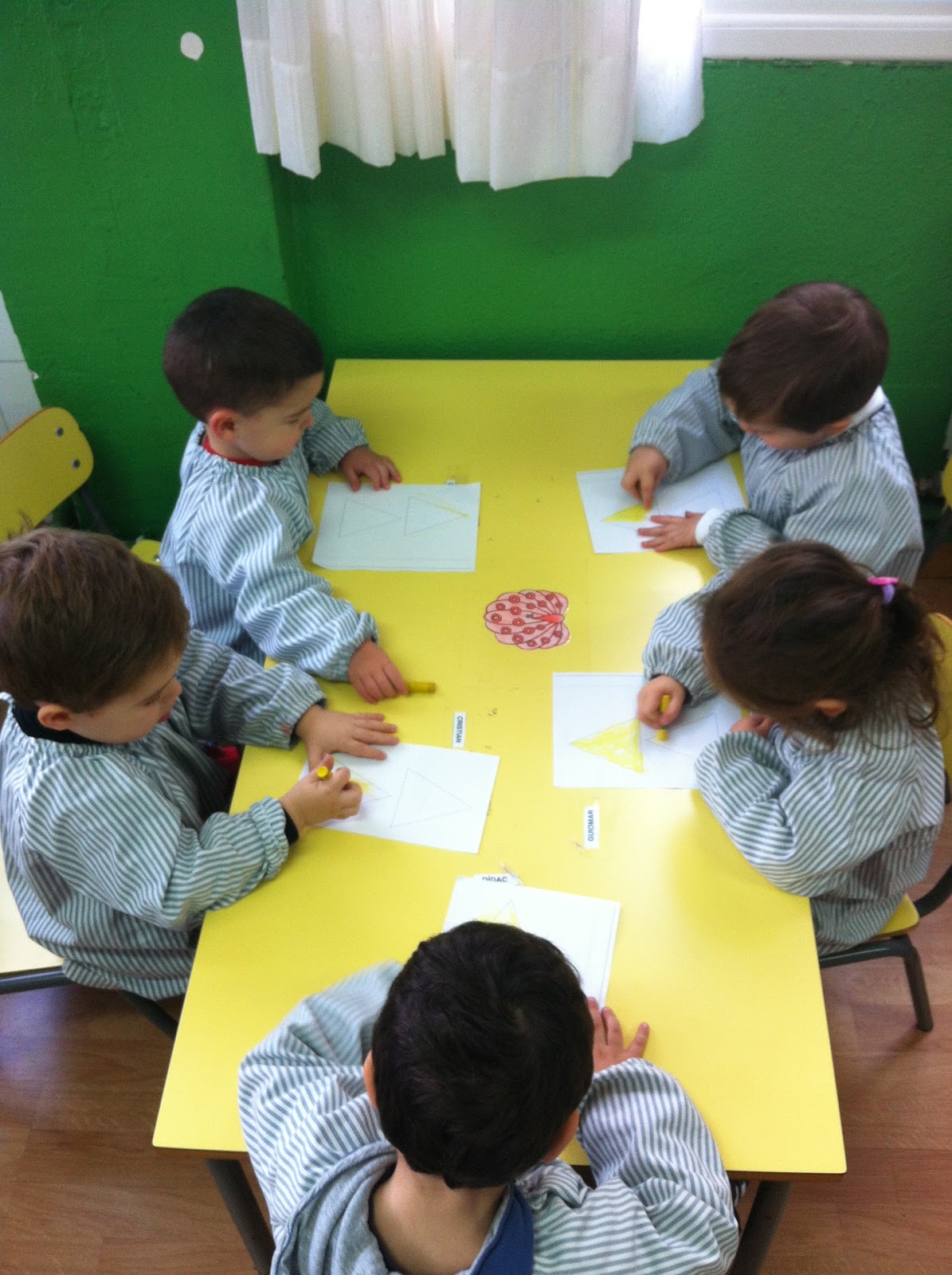 Les Tortugues P3: El color groc!!!!