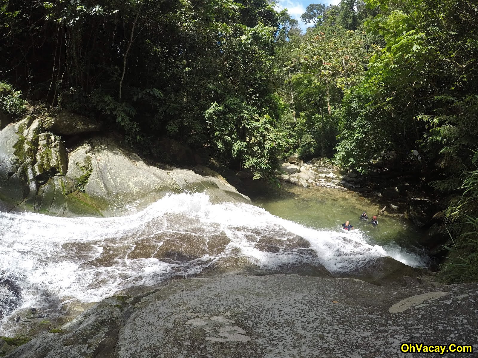 Lepoh Waterfall, pengalaman trekking March 17 - OhVacay.Com