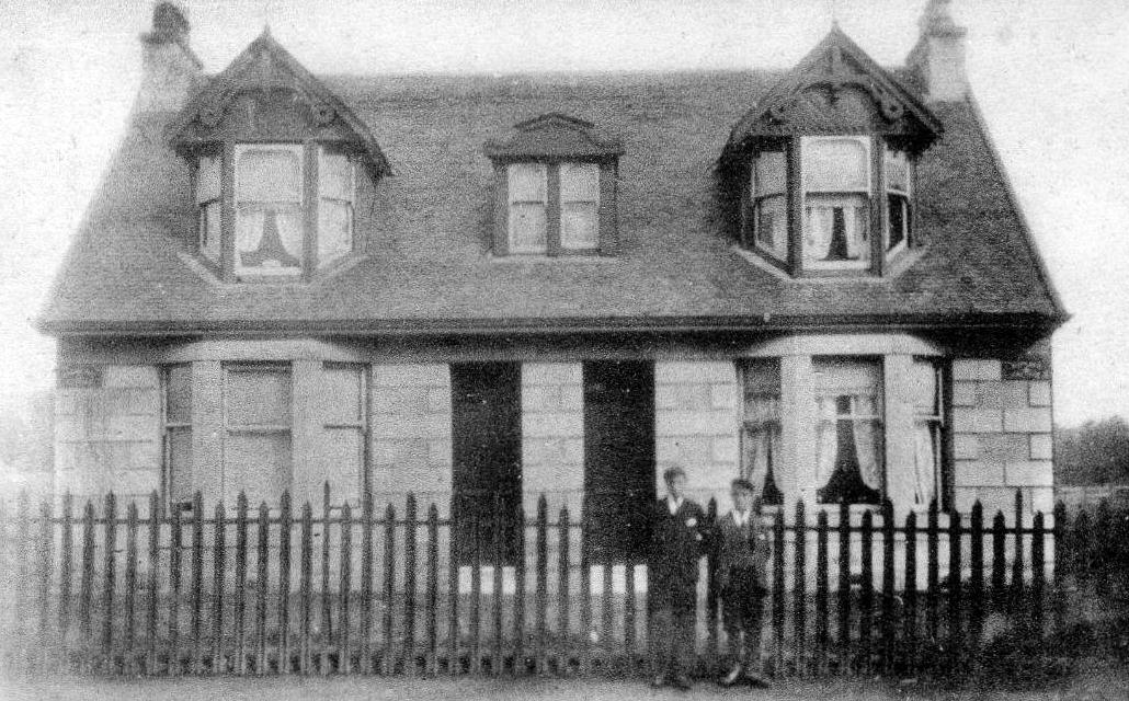 Tour Scotland: Old Photograph House Of William Rae Blantyre Scotland