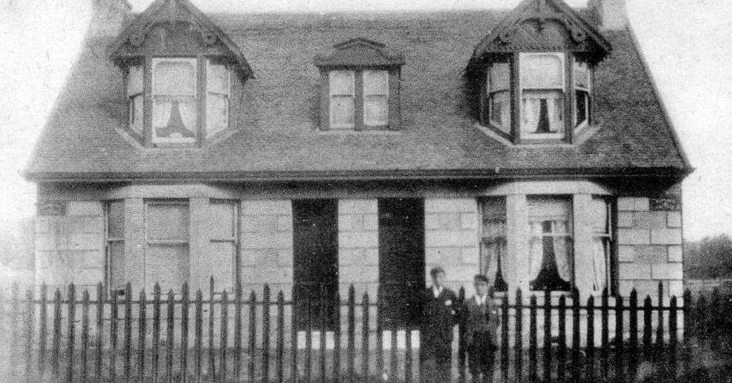 Tour Scotland: Old Photograph House Of William Rae Blantyre Scotland