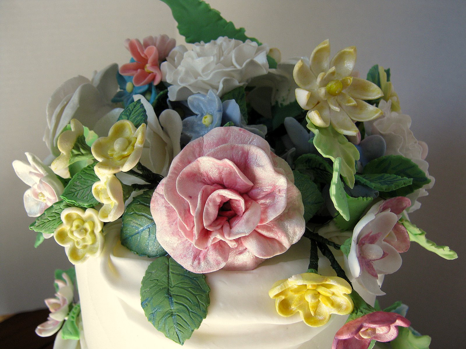 Dream Cakes of Raleigh: Detail of Sugar Flowers