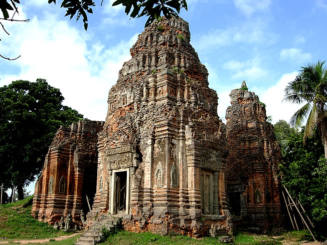 be the FIRST to know TRAVEL: LO LEI TEMPLE(Khmer: ប្រាសាទលលៃ)