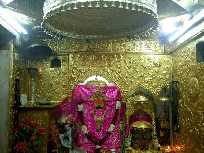 Dreams of Kailash (Travel Lover): Maa Naina Devi Temple