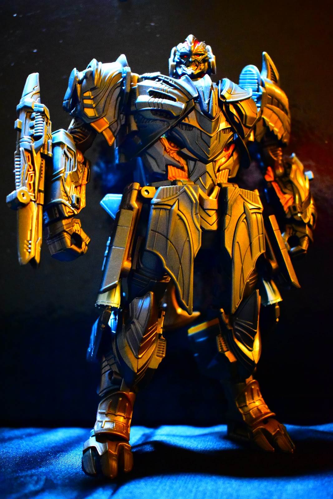 Refined Robot Co.: The Last Knight Voyager Megatron - Pictorial Review