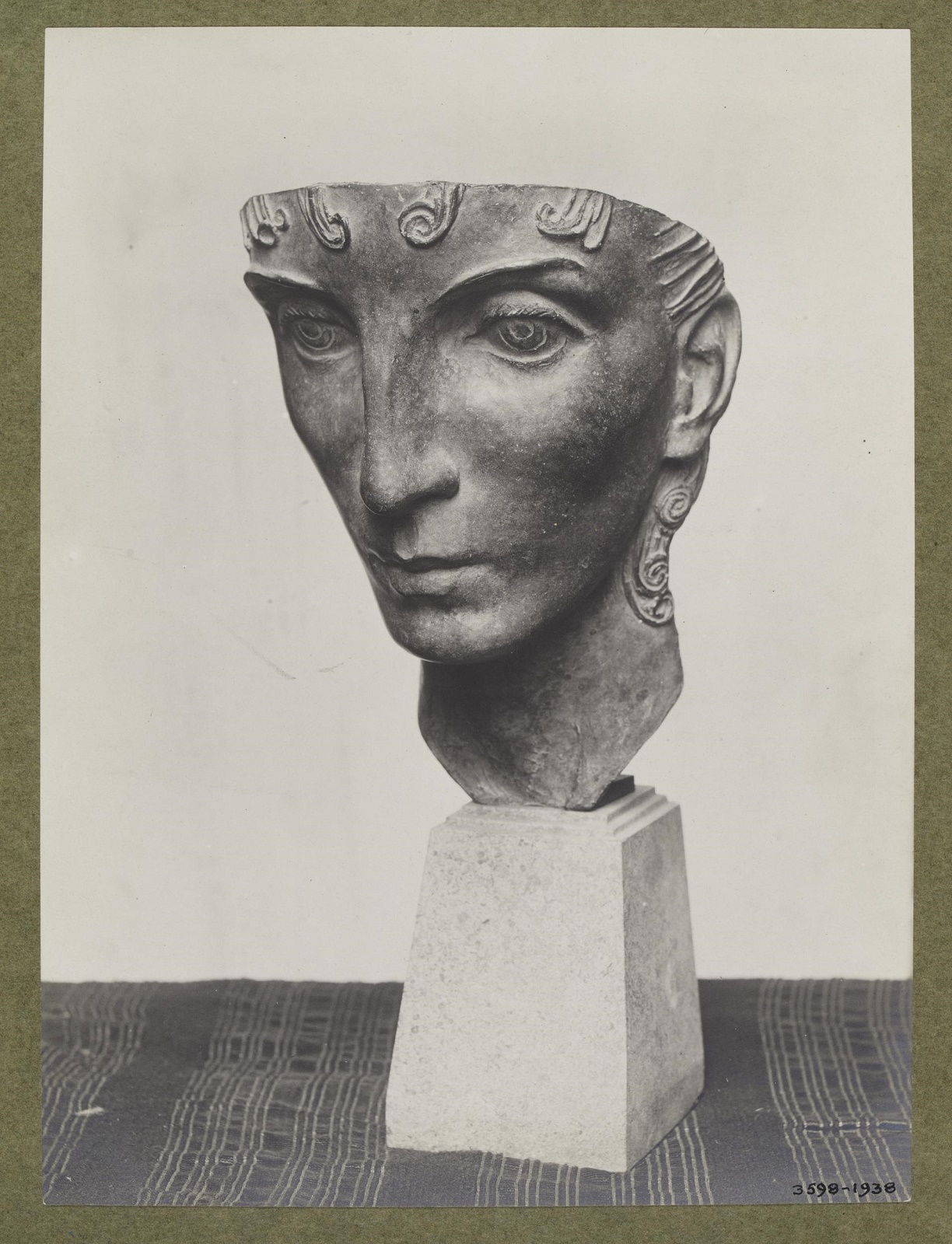 Spencer Alley: Andromache - I