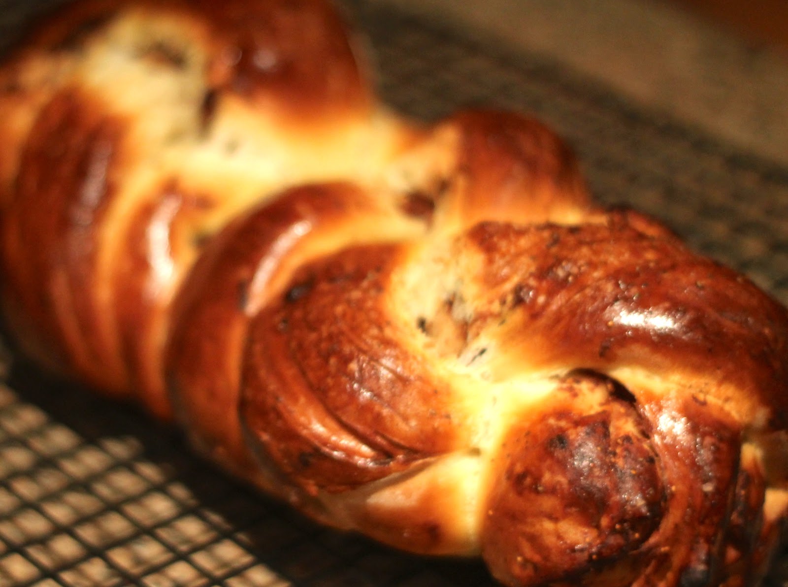 The Dirty Oven: Olive Oil, Fig and Orange, Challah Bread