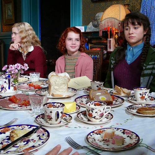 Emma Watson Updates: New pictures of Emma Watson in 'Ballet Shoes' in 2007