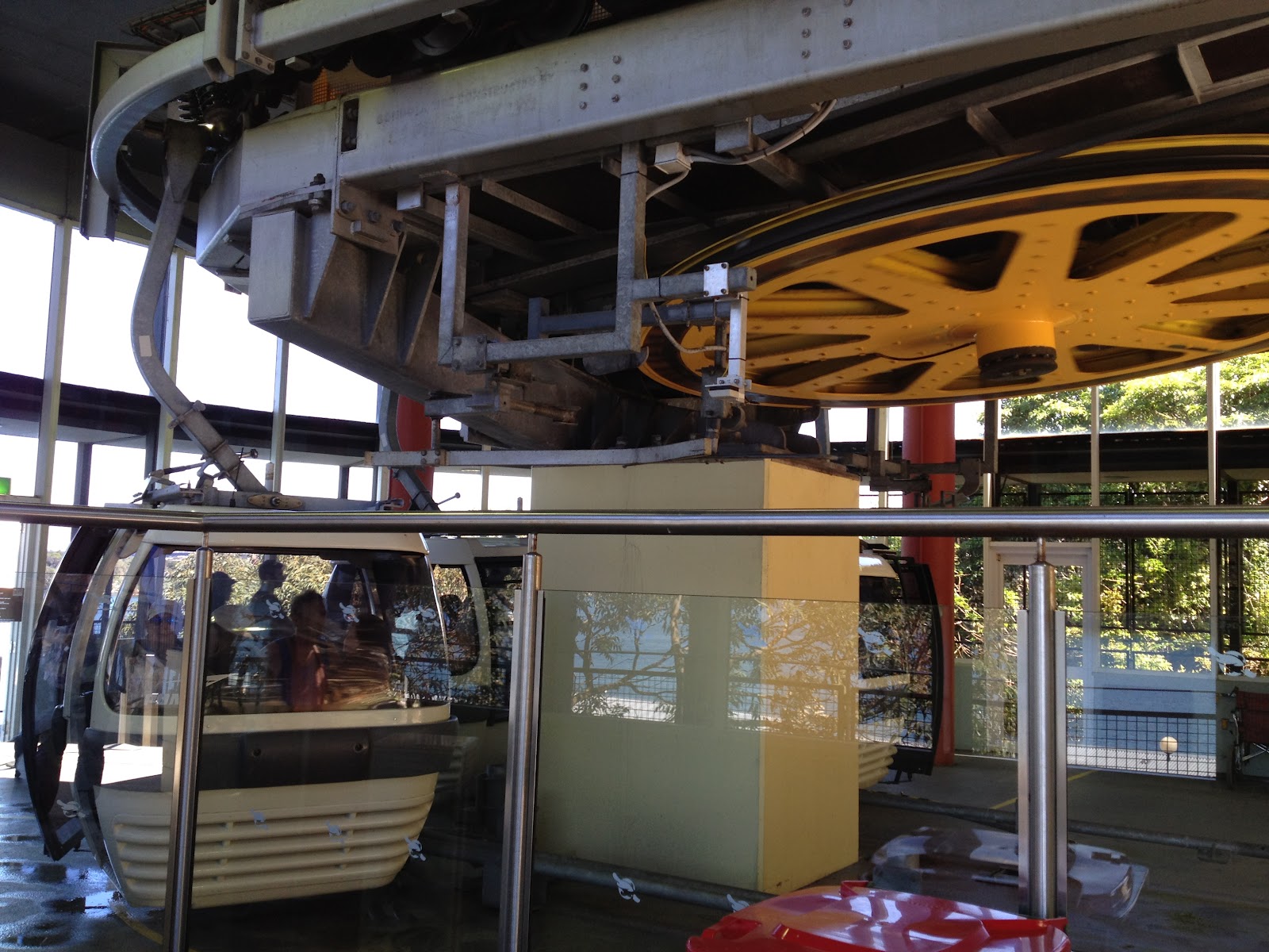 Side B: Taronga Zoo - Sydney Australia