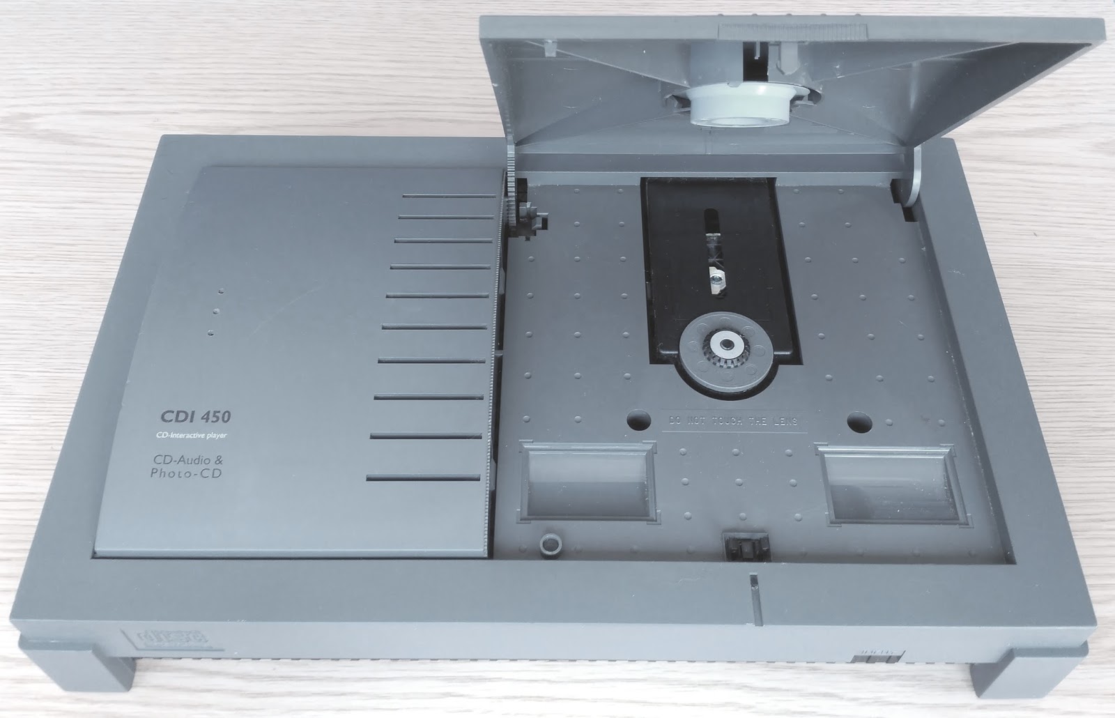 Retro Ordenadores Orty: Philips CDI 450 (CD-Interactive Player) (modelo ...