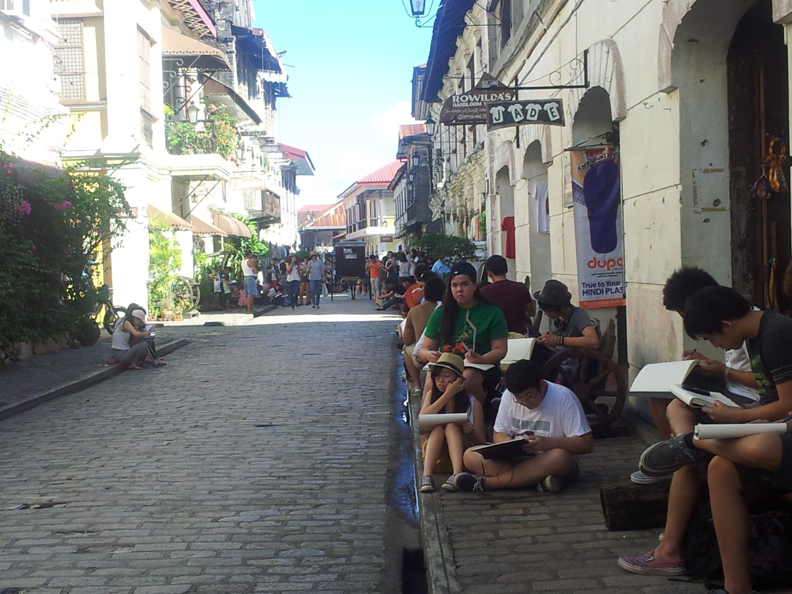 Urban Sketchers Manila: Vigan Sketching last November 17, 2012