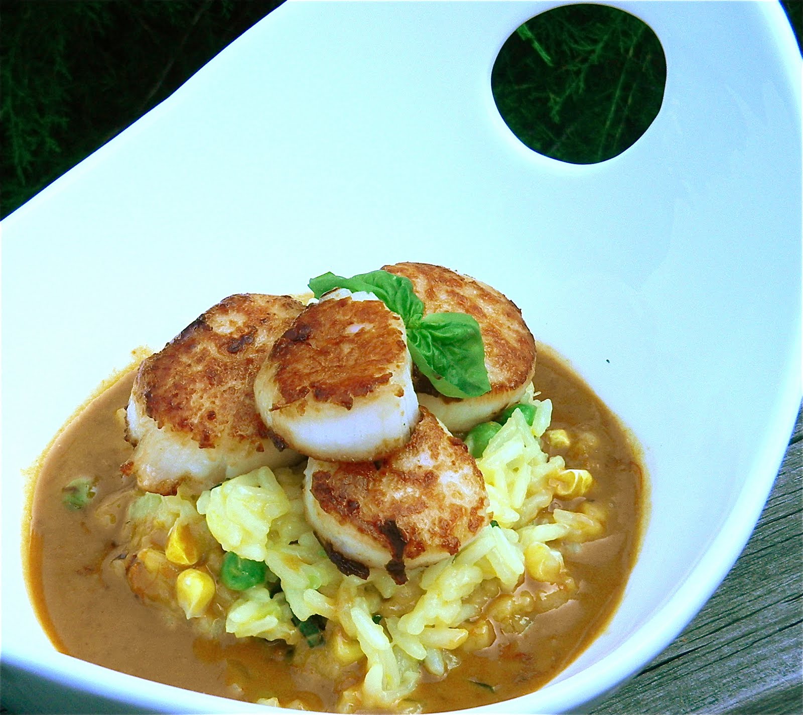 Vanilla Basil: Orange Saffron Scallops