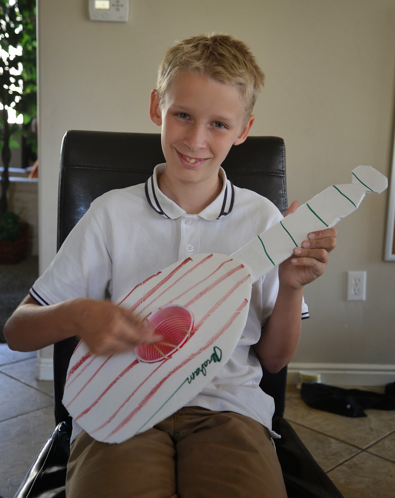 A school of fish: Renaissance Music and Making Lutes