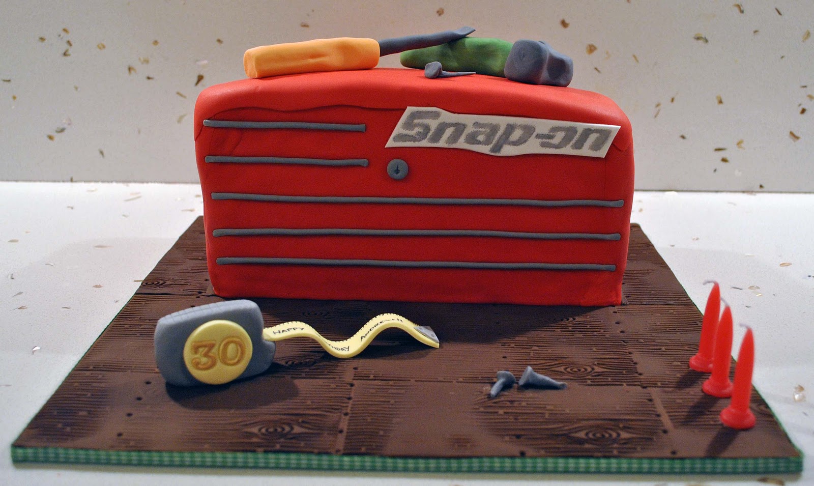 Taylor Made Baking: Cakes, Cakes and More Cake......