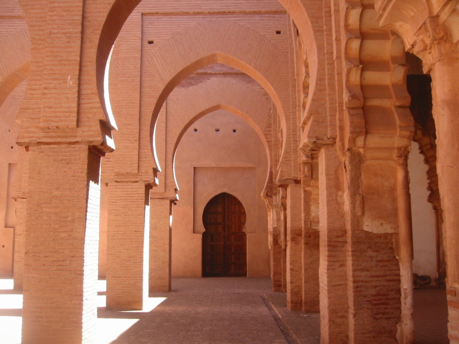 Top 10 Beautiful Mosques in Morocco - tangerine
