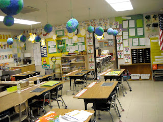 Avahs Garden: The Busy Classroom!